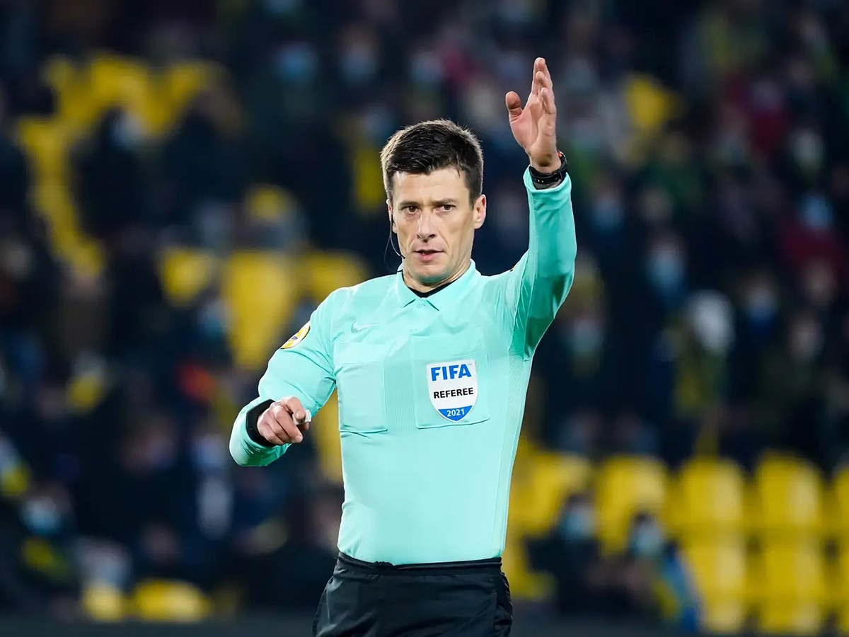 Deux arbitres Français en Ligue Europa - Tous Arbitres